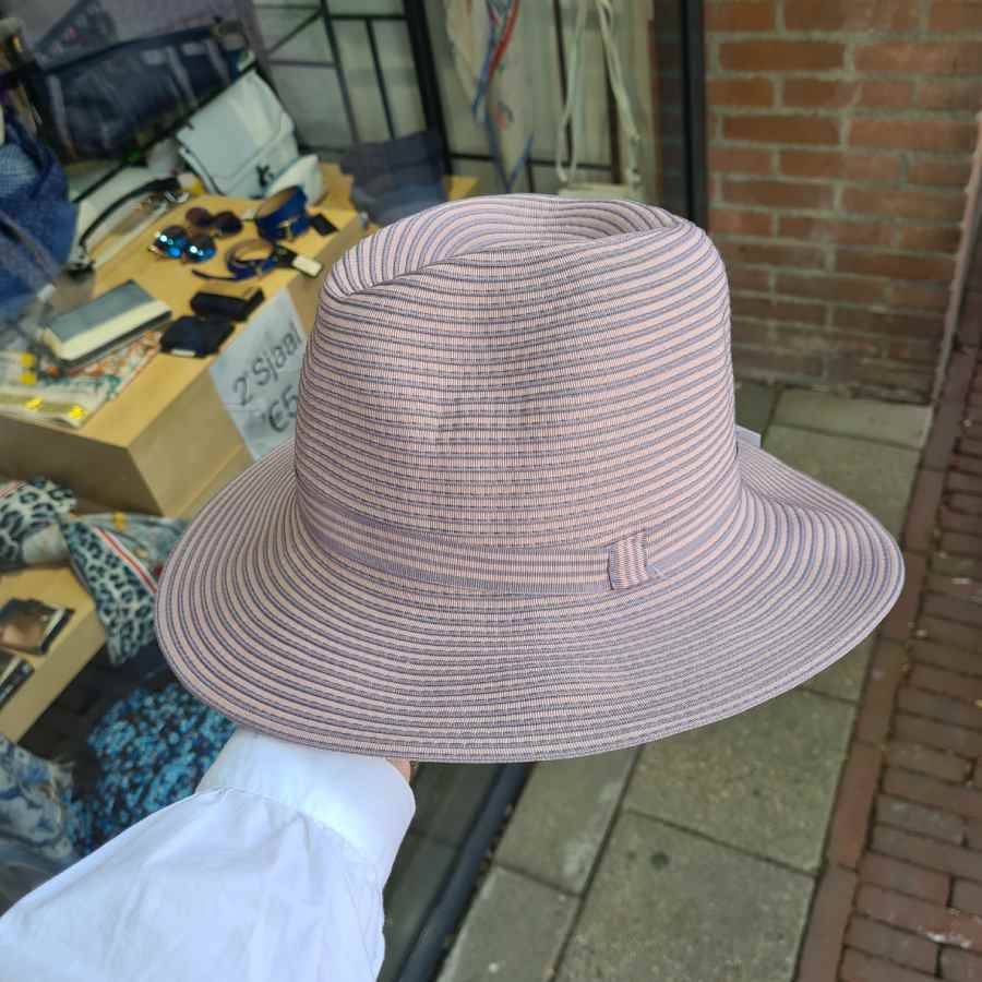Opvouwbare hoed met strepen in roze en paars | Stuivenga Lederwaren Delft